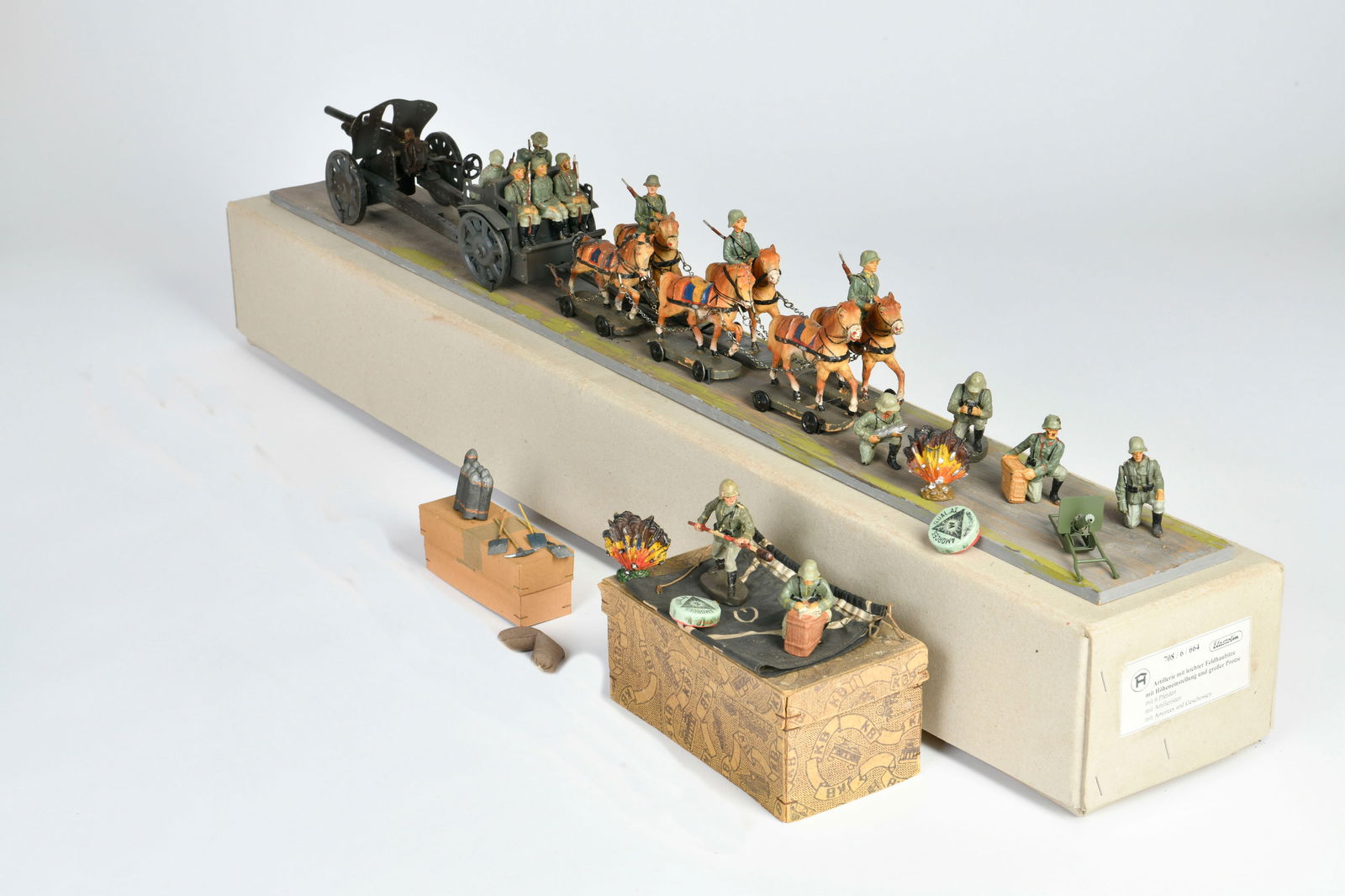 Hausser Elastolin, Artillerie Mit Leichter Feldhaubitze Mit ...