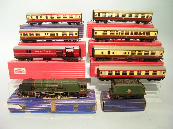 A Hornby Three Rail Boxed Duchess Of Montrose Loc