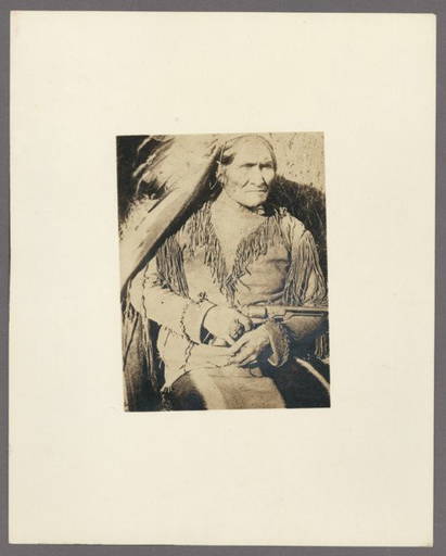 [photography]. [geronimo]. Two Images