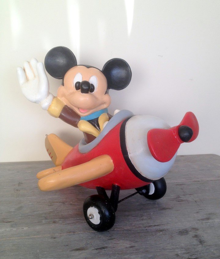 Mickey Mouse in Airplane - Walt Disney