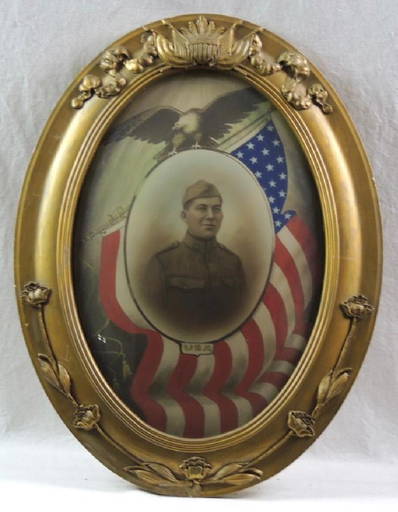 Ww1 Portrait Featuring Soldier In Antique Convex Gilt