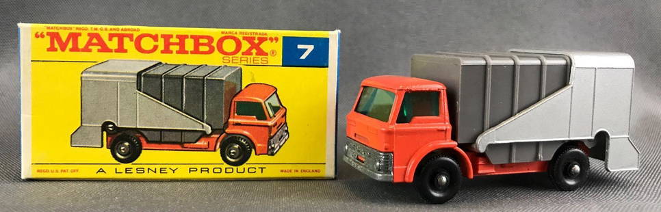 Matchbox No.7c Ford D800 Refuse Truck