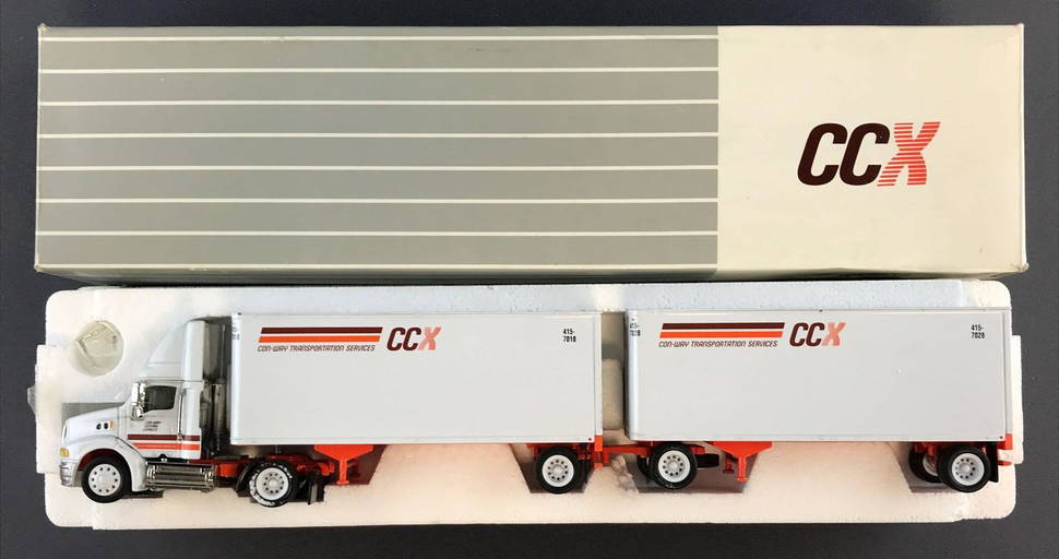 Tonkin Replicas Ccx Die Cast Truck And Tractor In