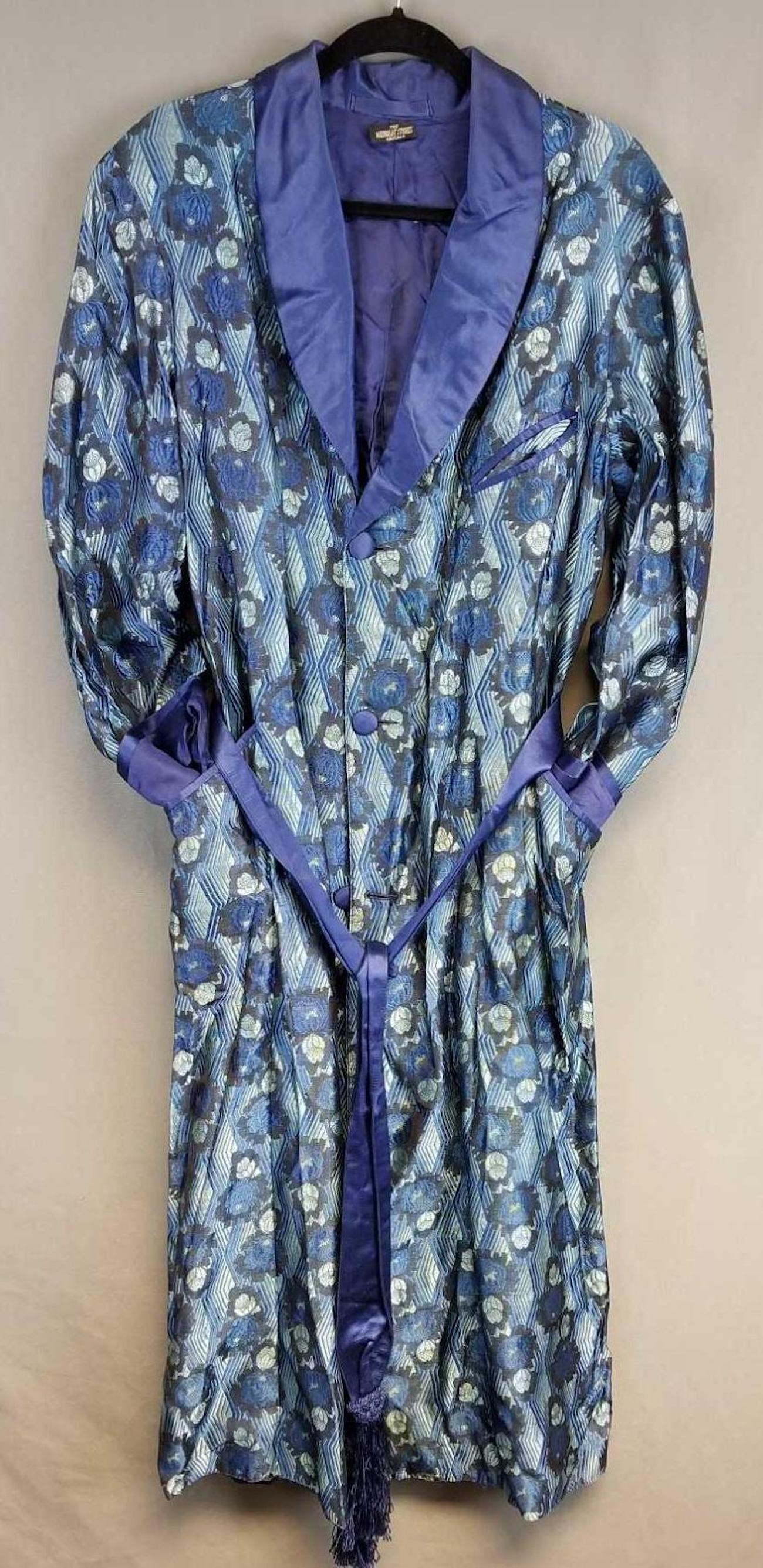 Vintage Blue Smoking Jacket/robe