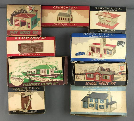 Group Of 9 Vintage Plasticville U.s.a. Building Kits