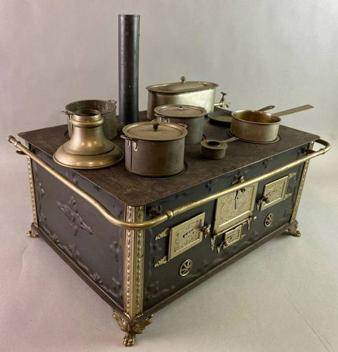 Antique Salesman Sample Tin Stove With Accessories