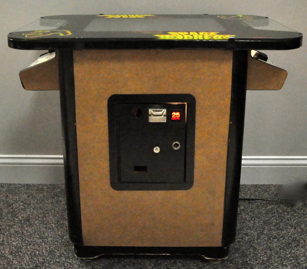 Midway Deluxe Space Invaders Cocktail Table Arcade