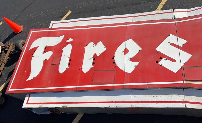 Large Firestone Exterior Store Sign - Nov 14, 2021 | Matthew Bullock ...