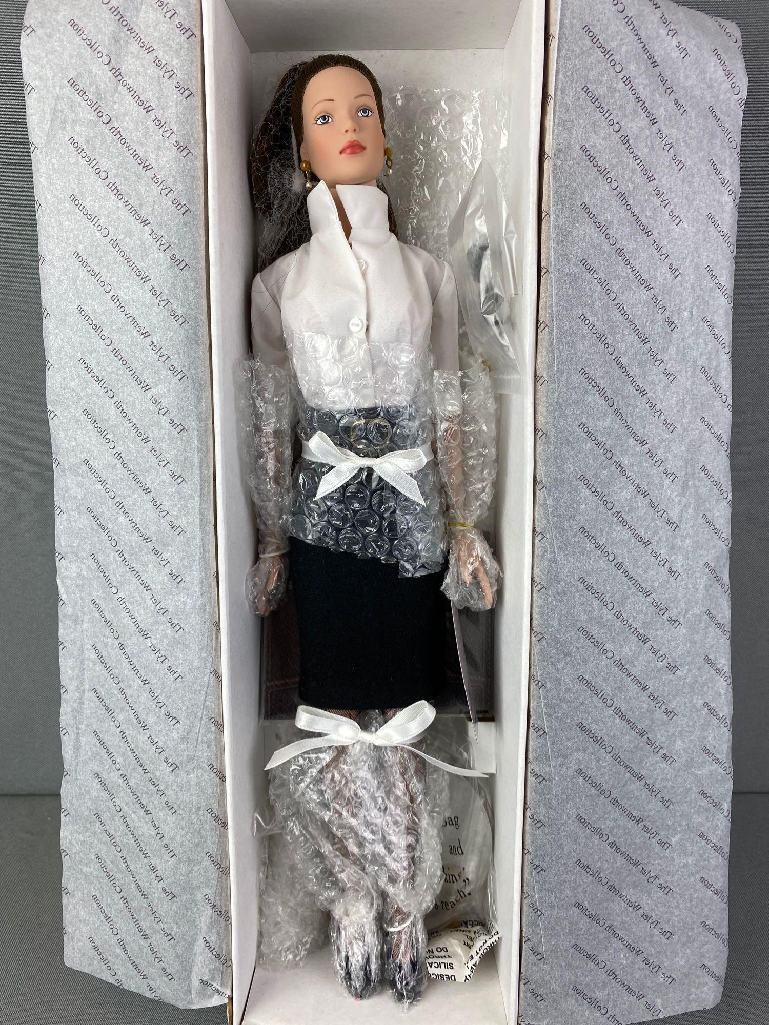 Robert Tonner Signature Style Tyler Wentworth Doll