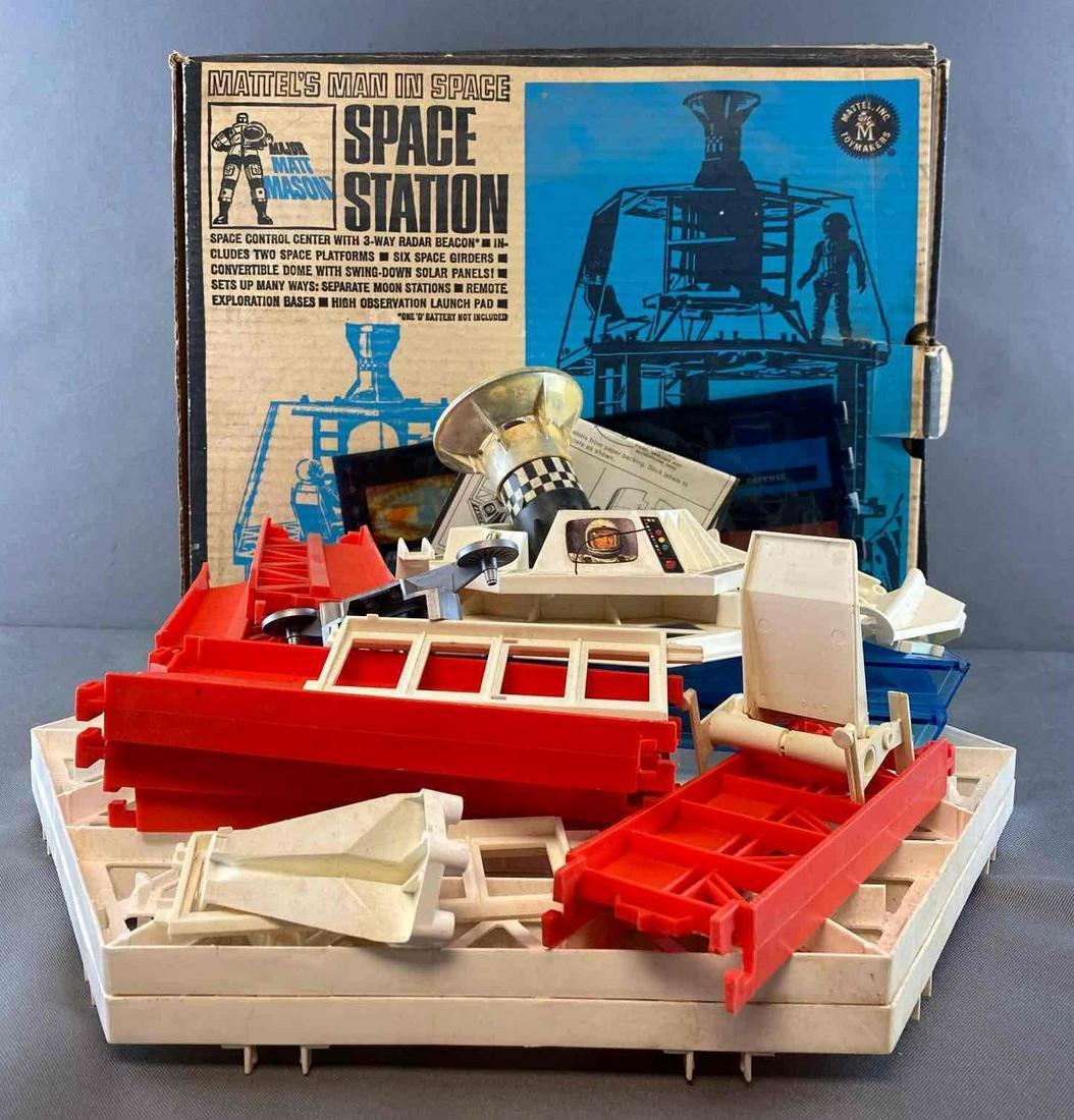 1966 Mattel Major Matt Mason Space Station