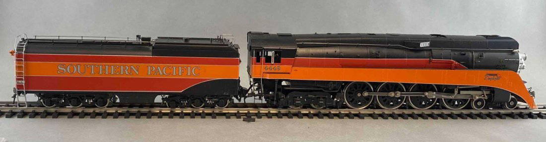 Bachmann Southern Pacific Daylight 4449 Locomotive With