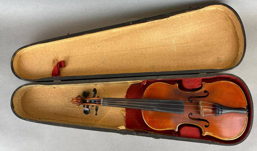 Antique 3/4 Copy Of Antonius Stradivarius Violin