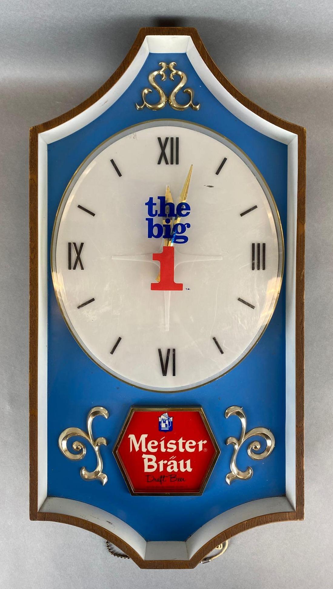 Vintage Meister Brau Beer Light Up Advertising Clock (#0330) on Mar 13 ...