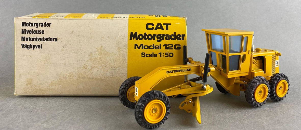 NZG Model No. 12 G Caterpillar Motorgrader die-cast vehicle (#0226) on ...