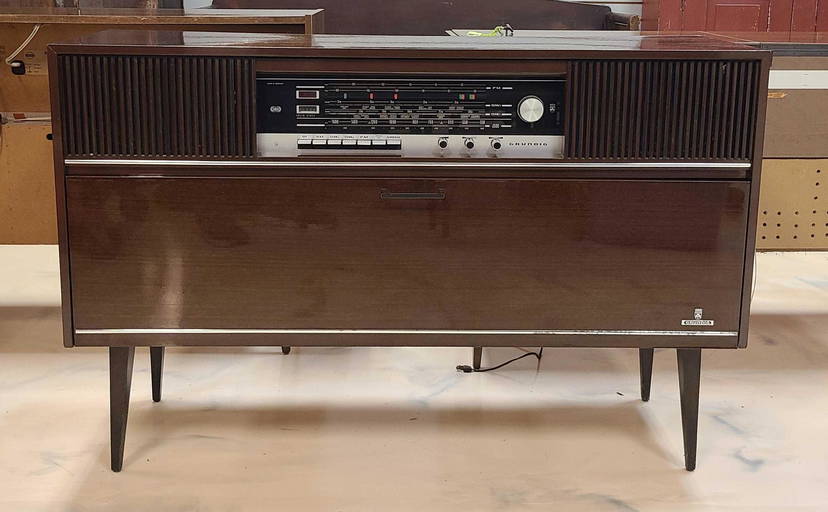 Grundig Stereo Console Mandello 5 We