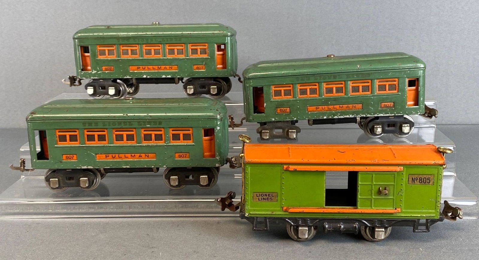 Group Of 4 Lionel O Scale Train Cars
