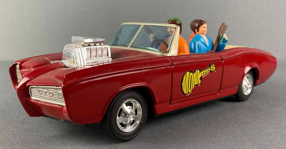 Vintage The Monkees Bump N Go Battery Operated Car