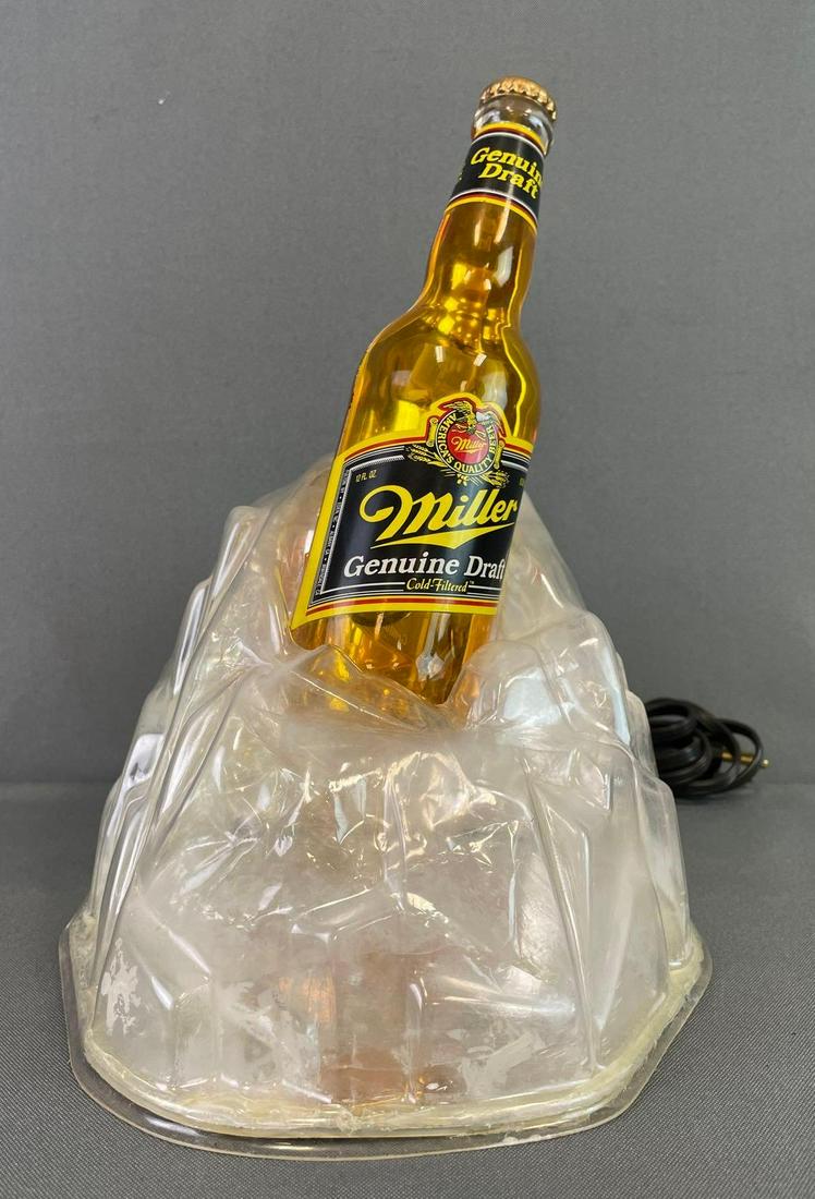 Miller Genuine Draft Light Up Advertising Beer Sign