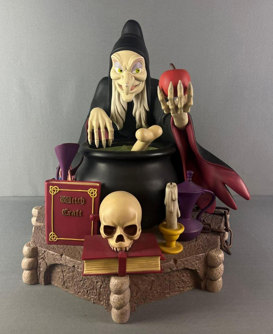 Disney Auctions Limited Edition Evil Hag Statue With Light Up Base