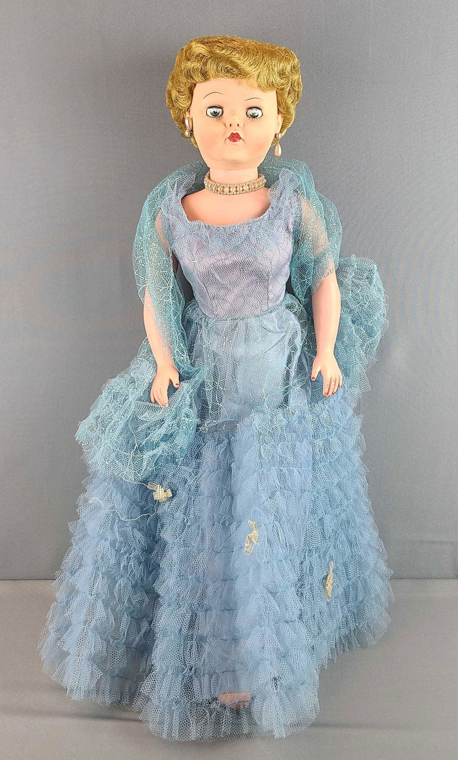 Darling Debbie Doll - Jan 28, 2023 | Matthew Bullock Auctioneers in IL