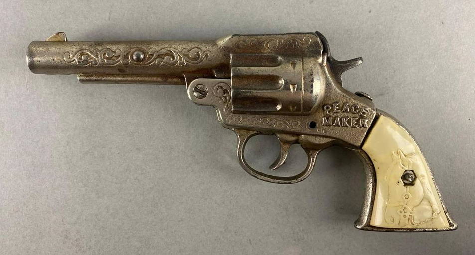 Stevens Peacemaker Die-Cast Cap Gun (#0165) on Feb 18, 2023 | Matthew ...