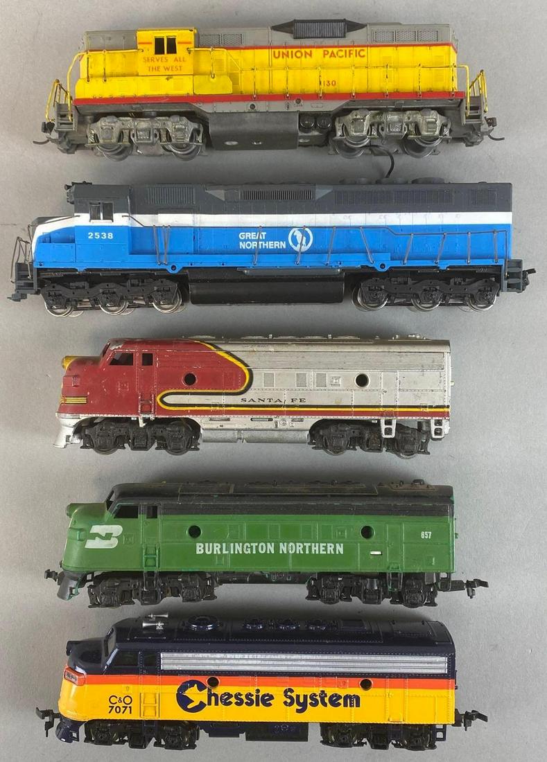 Group Of 5 Ho Scale Diesel Locomotives