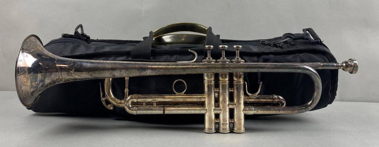 Benge Resno Tempered Bell 6 Trumpet With Case And Sheet Stand