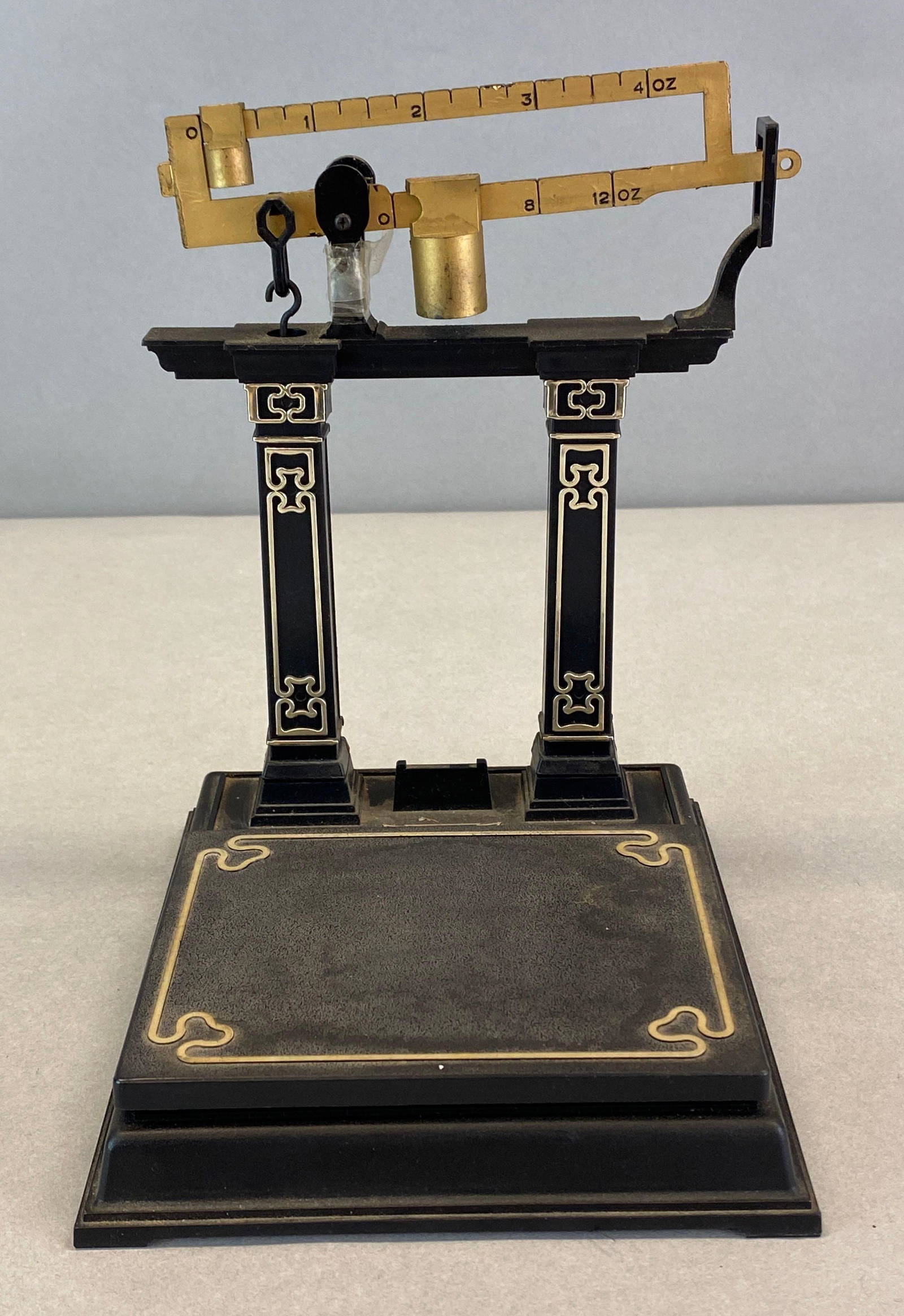 Korex Plastic Sams Country Scale Auction