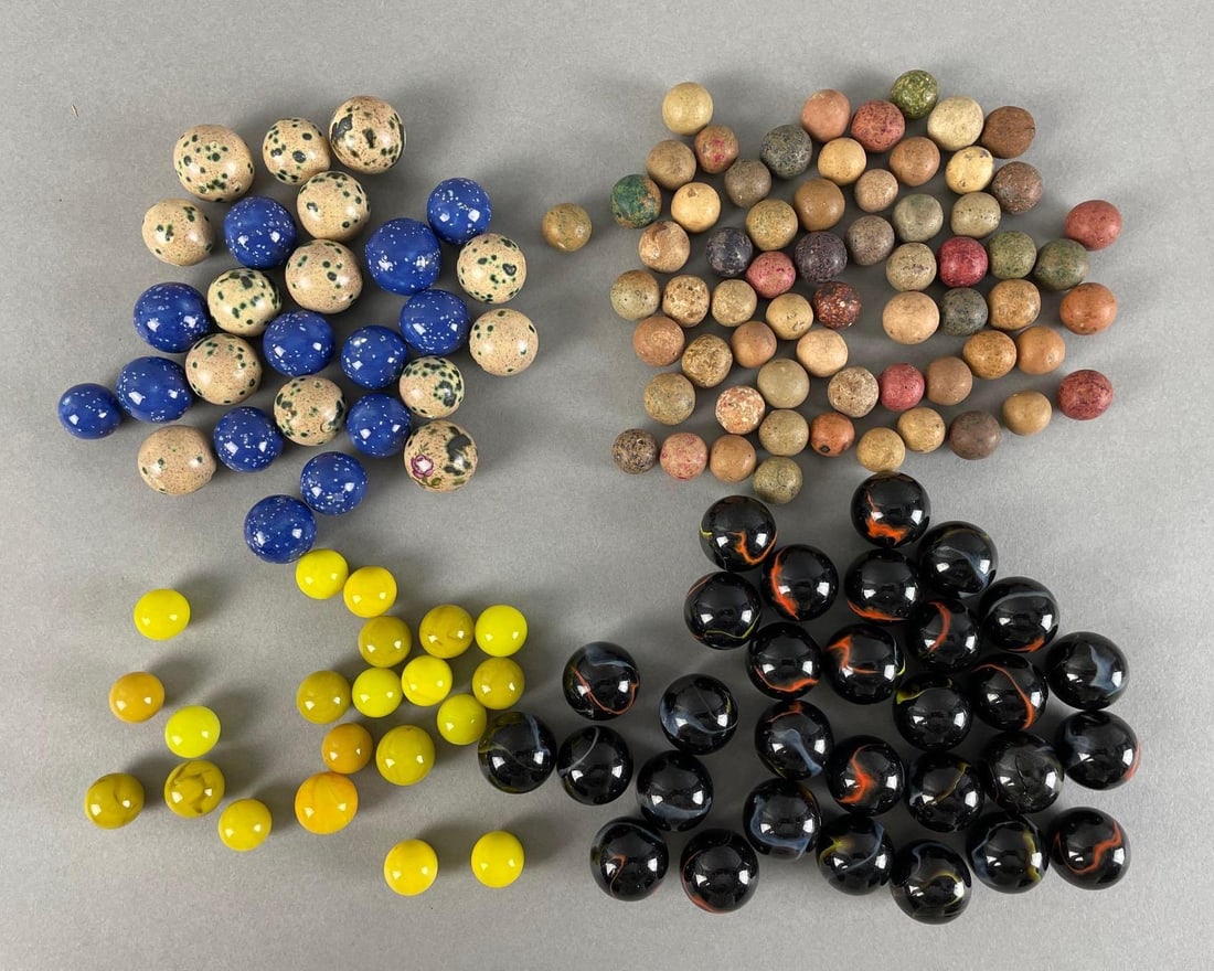 Group Of 100+ Assorted Vintage Marbles