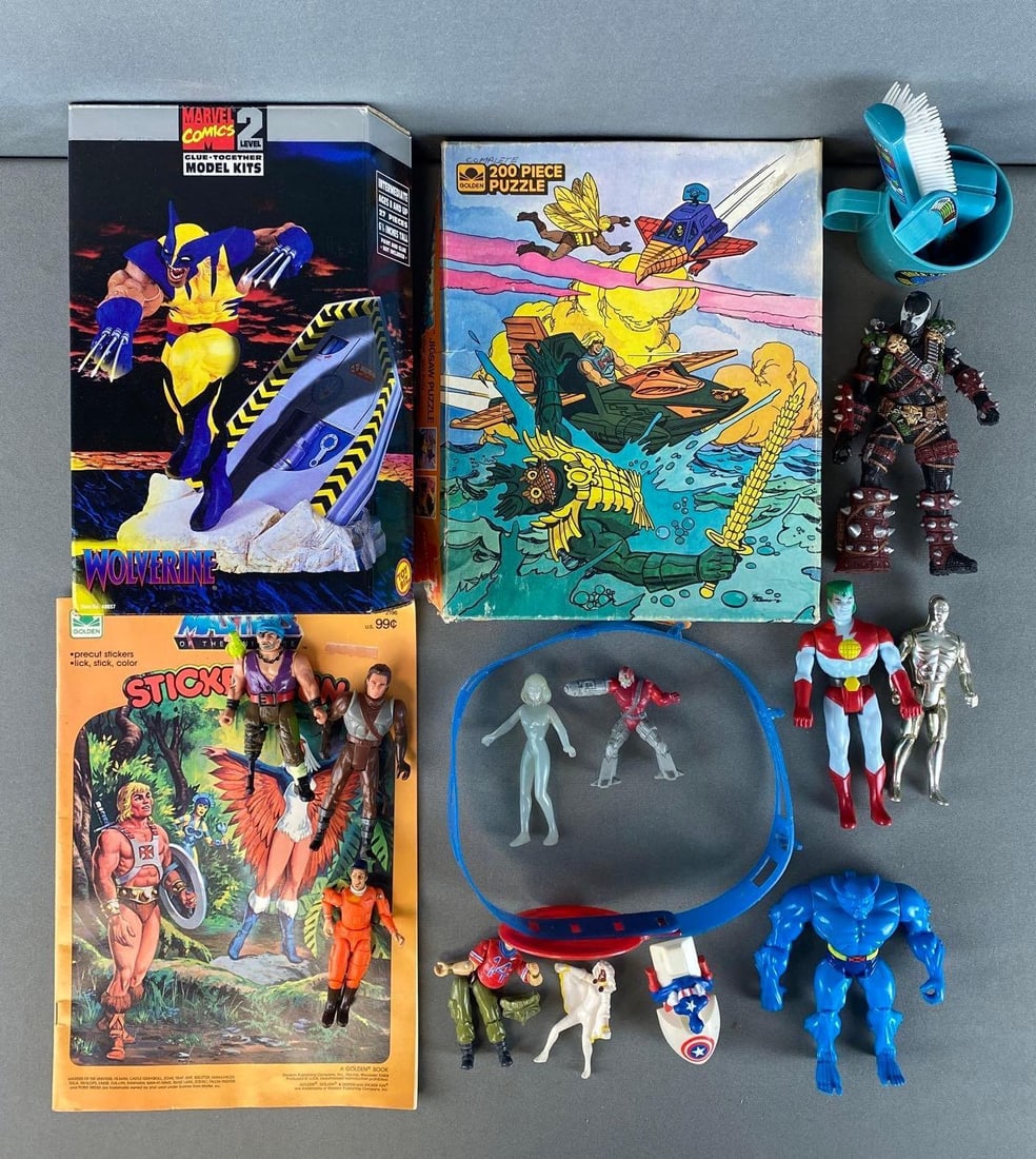 Group Of 15+ Assorted Superhero Items Auction