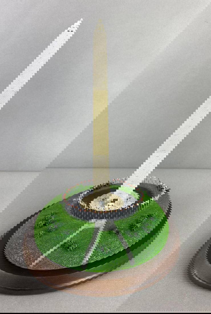 Danbury Mint Washington Monument Display Auction