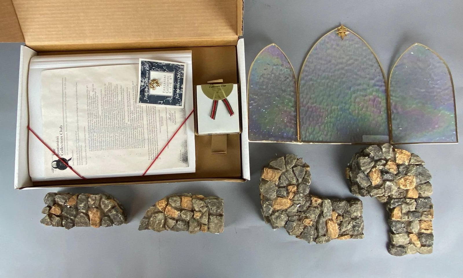 Group Of Fontanini Display Backdrops And More Auction