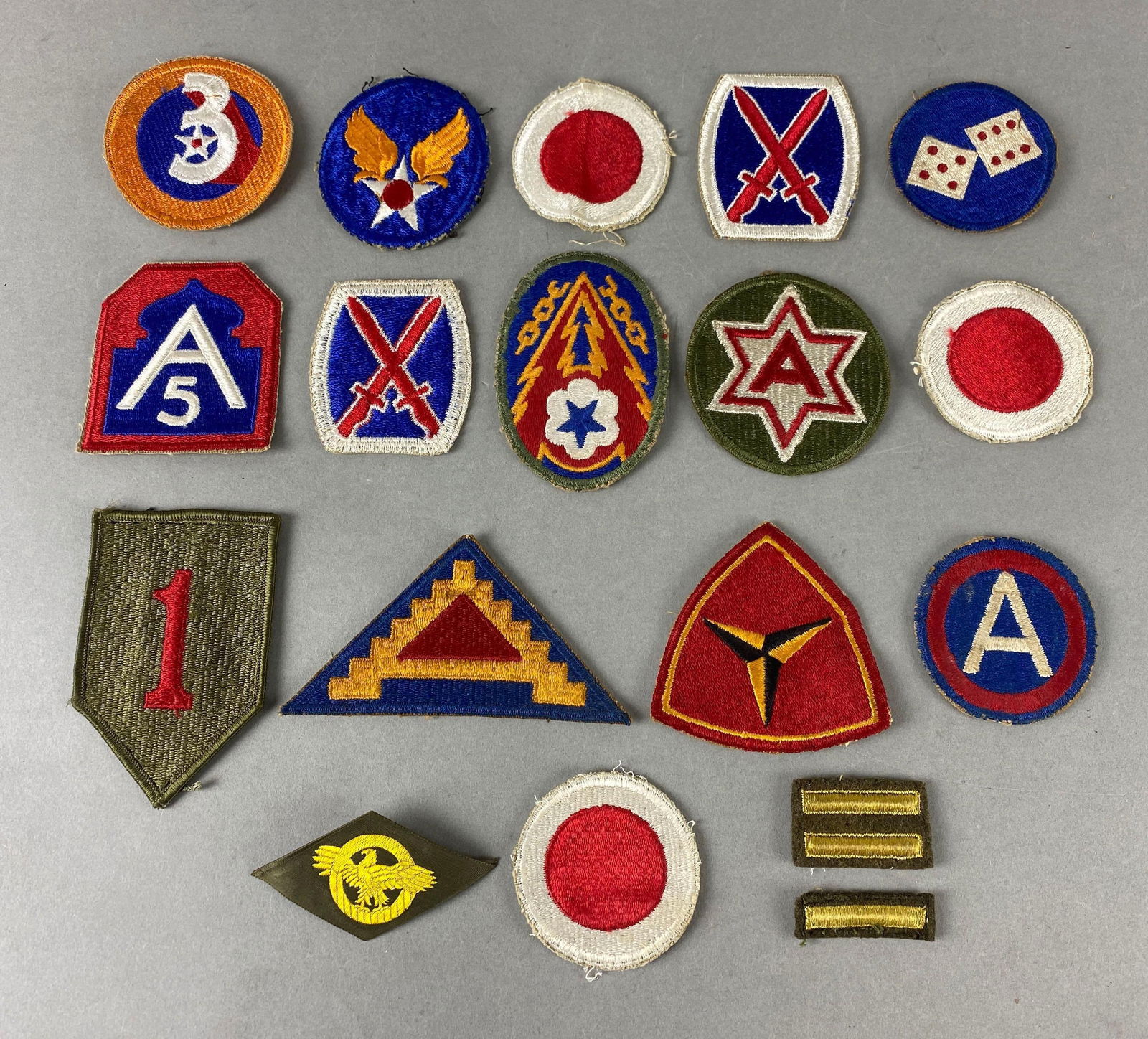 Group Of Ww2 Us Army Patches