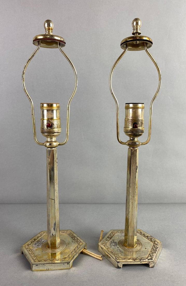Pair Of Vintage Pairpoint Cast Metal Lamp Bases Auction