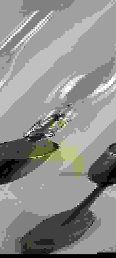 Handlan Kerosene Lamp Auction