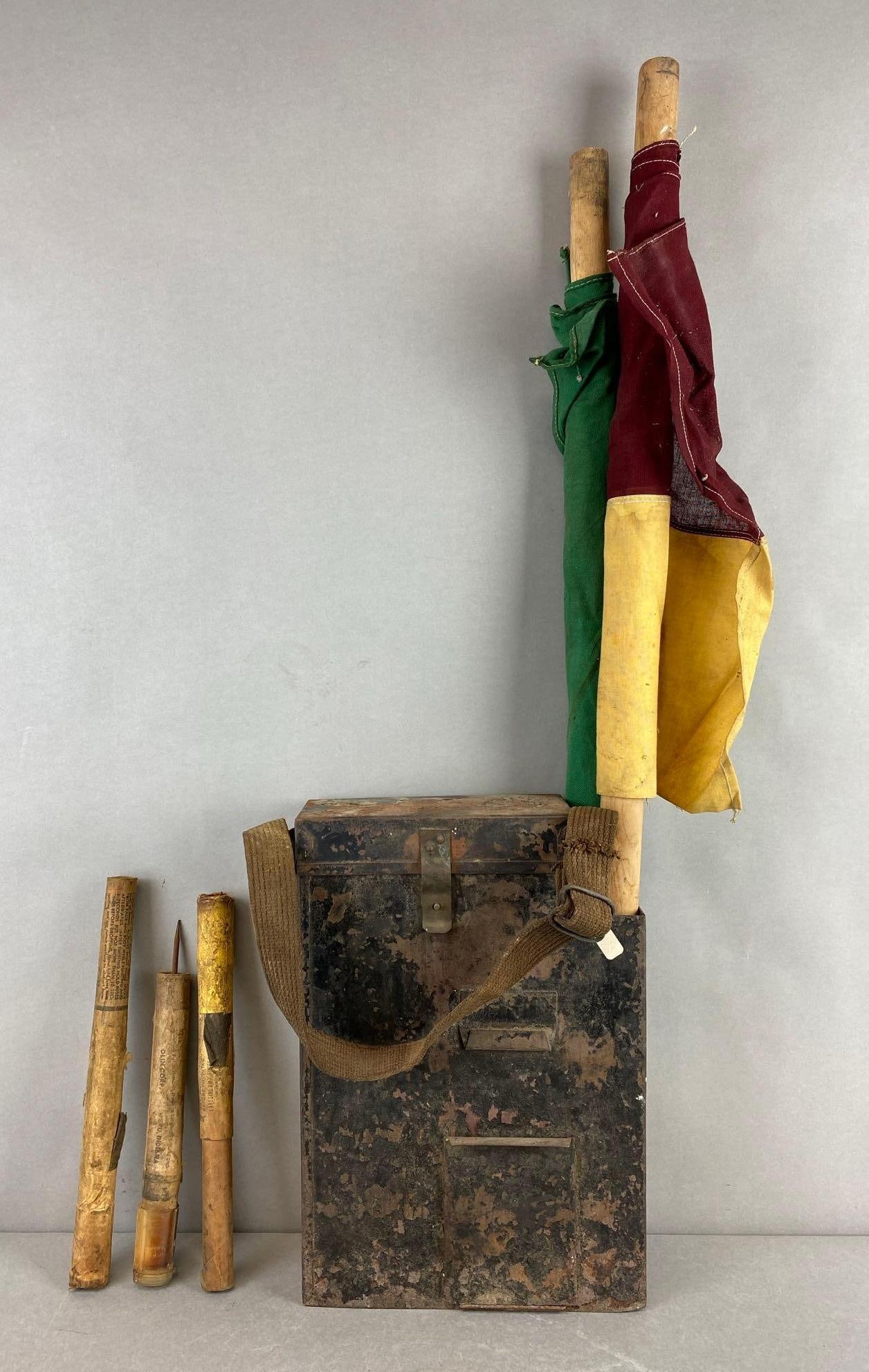 Railroad Portable Flag And Flare Signal And Safety Kit