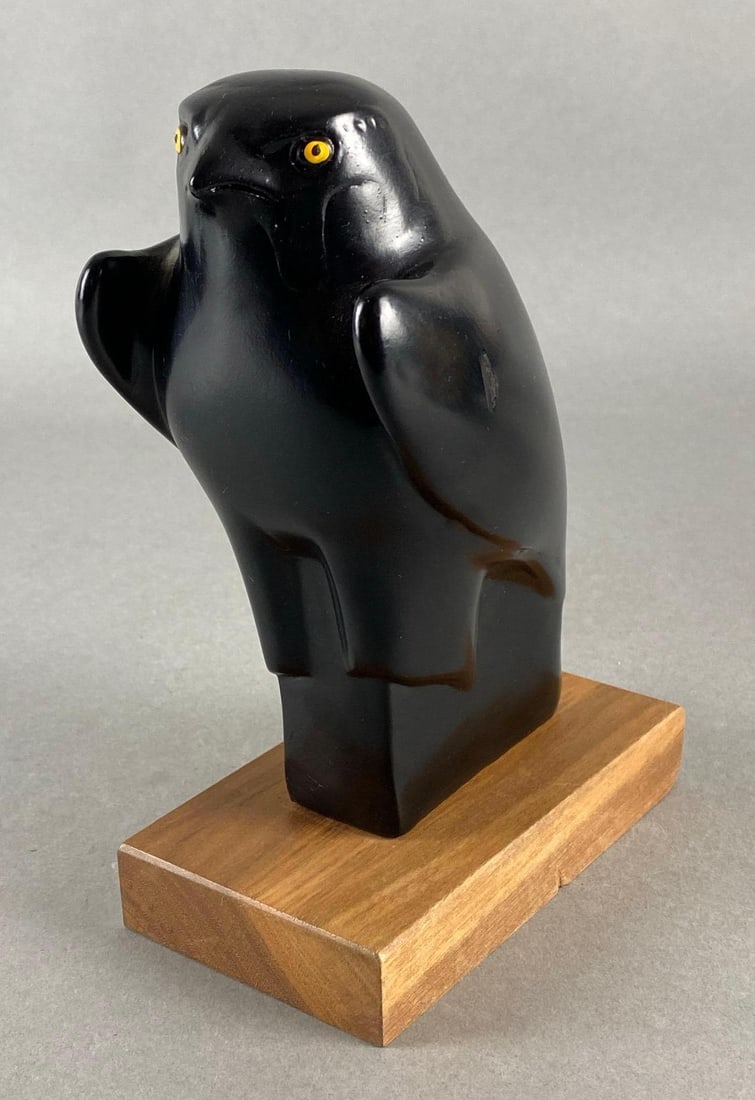 1977 Alva Museum Replicas Egyptian God Horace Falcon Statue Auction