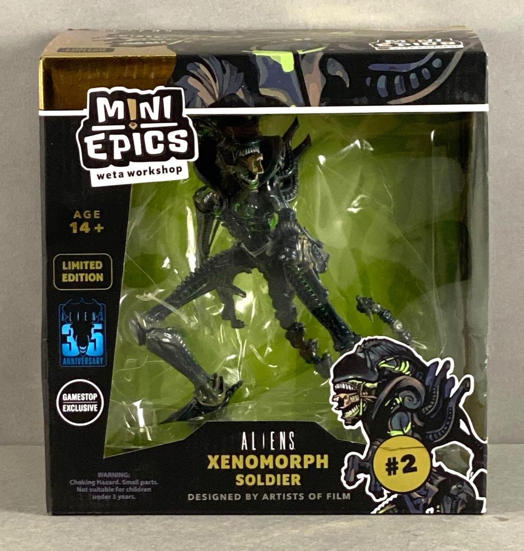Weta Workshop Aliens Xenomorph Soldier Figure