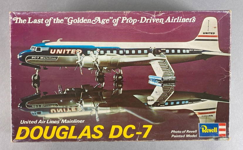 1974 Revell United Air Lines Mainliner Douglas Dc 7 Model Airplane