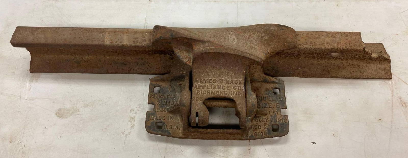 Group Of 2 Railroad Track Section And Hayes Derailer Auction