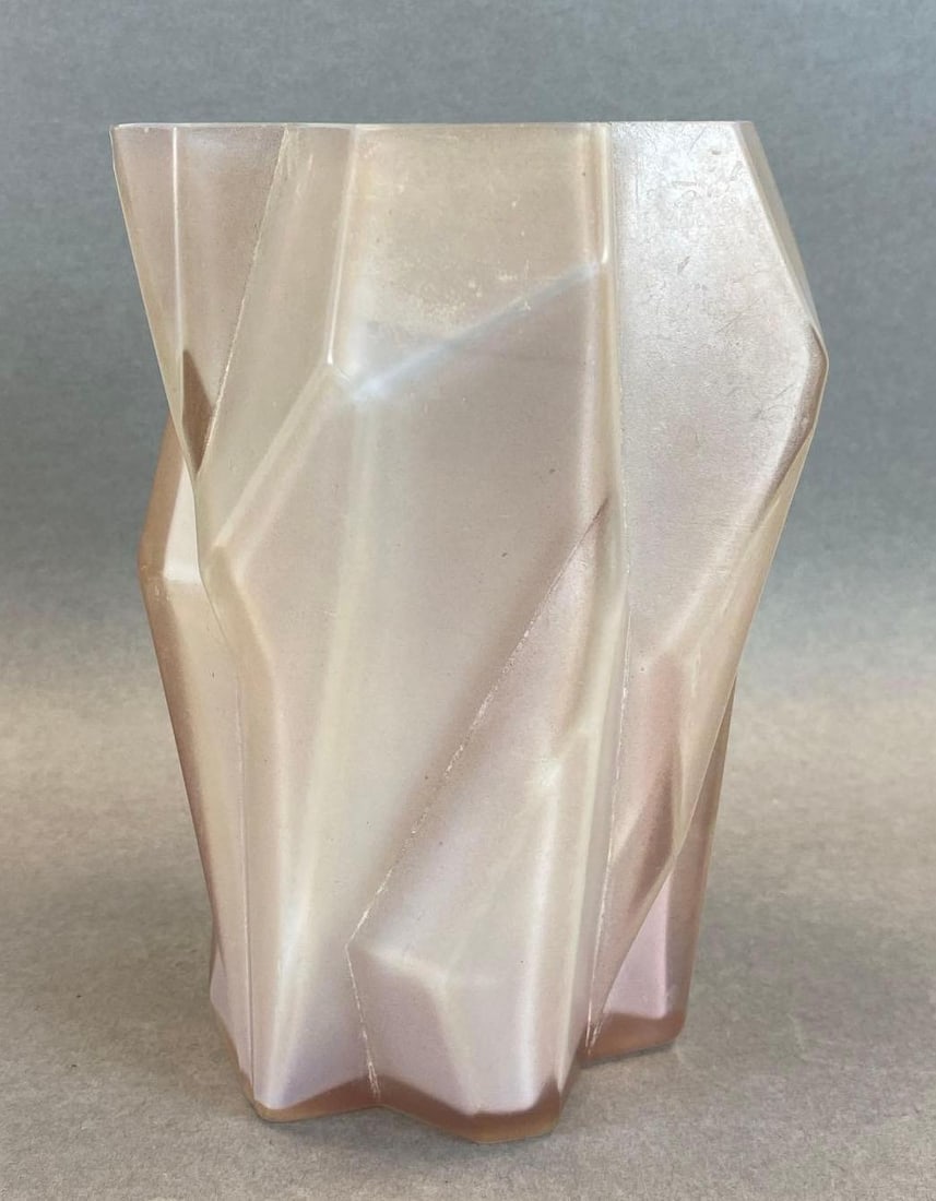 Ruba Rombic Pink Geometric Glass Vase Auction