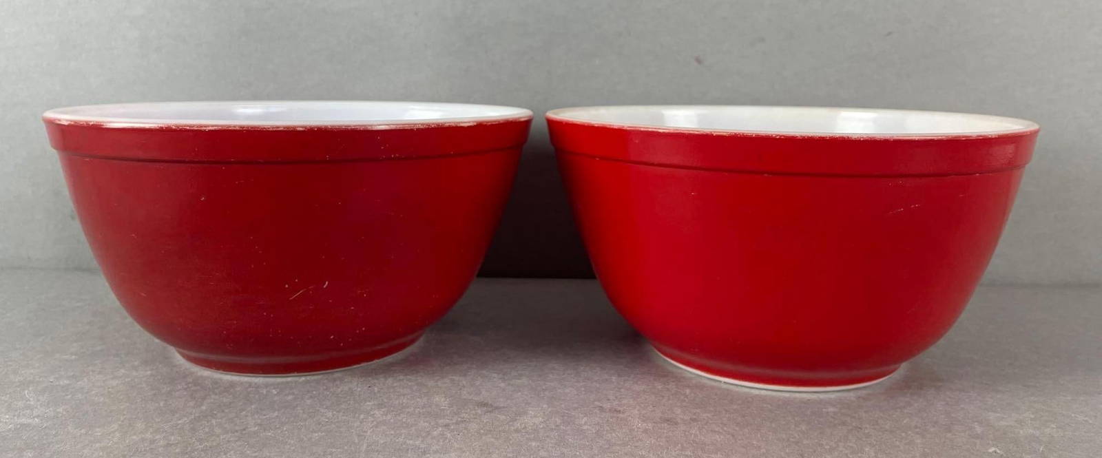 Group Of 2 Vintage Red Pyrex Mixing Bowls Auction