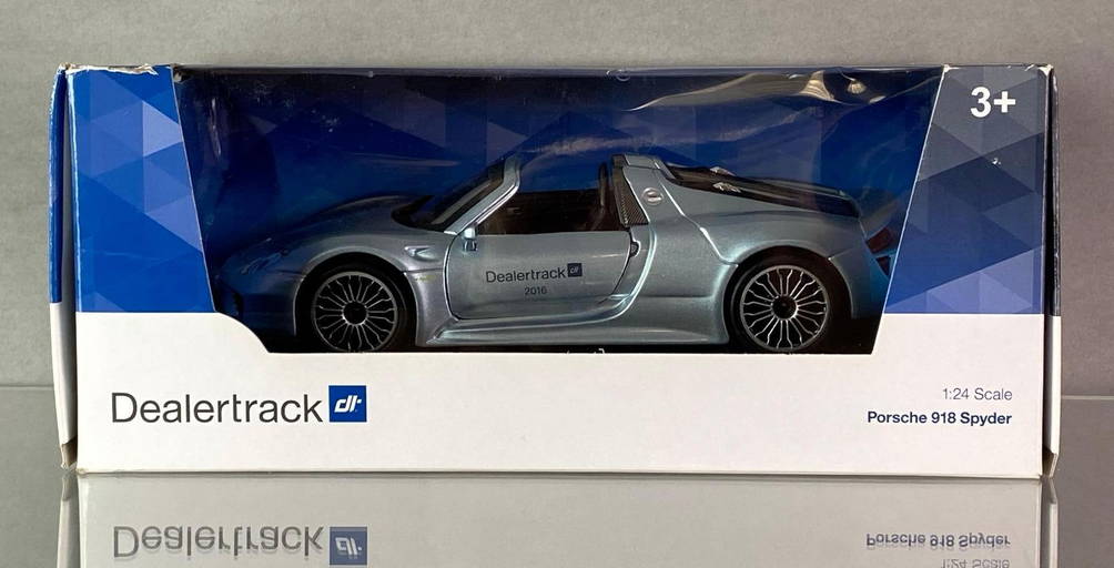 2016 Dealertrack Porsche 918 Spyder Metallic Blue Model Vehicle