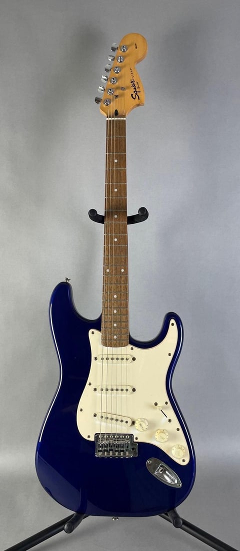 Fender Squier Strat Electric Guitar Auction