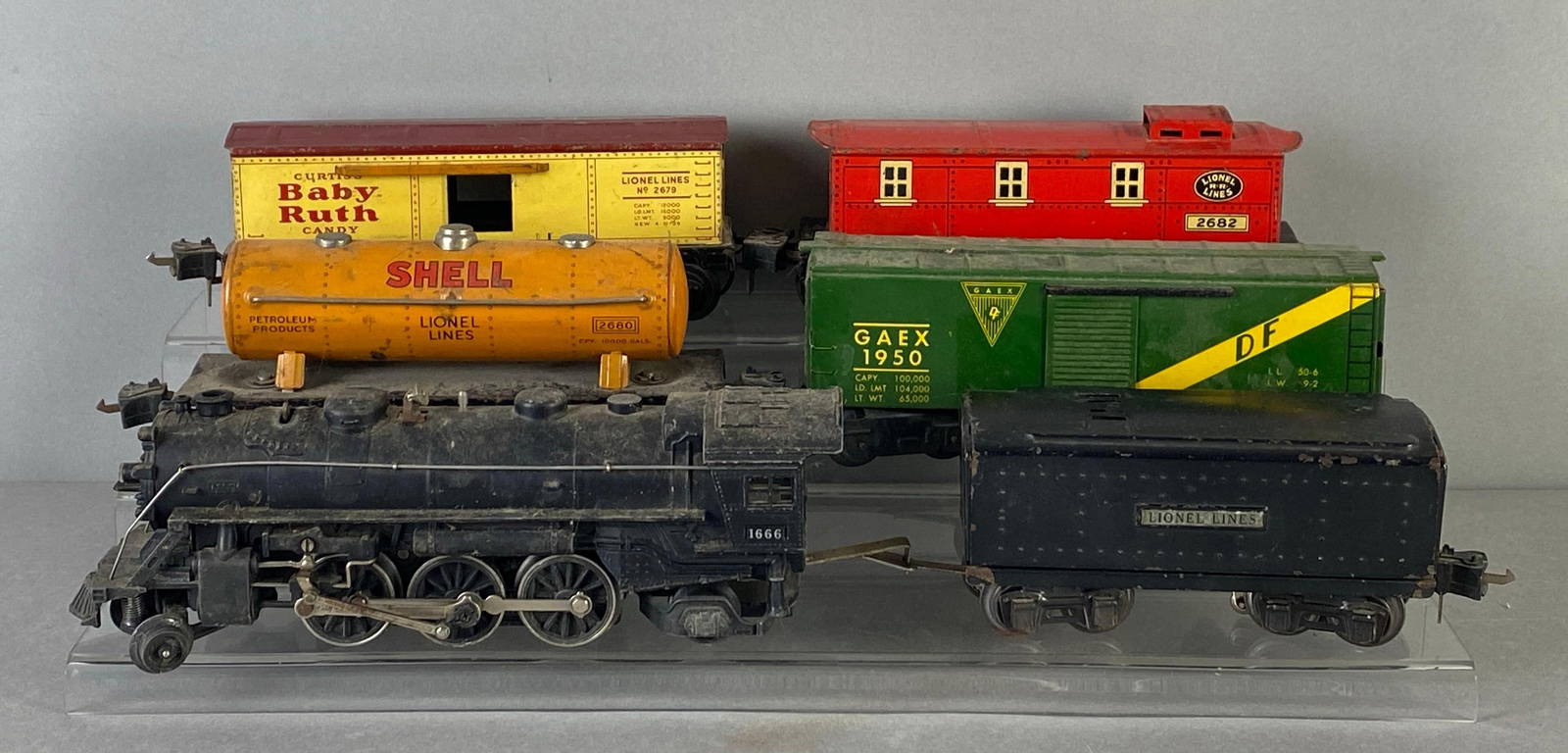 Group Of Lionel O Scale Train Cars And More Auction