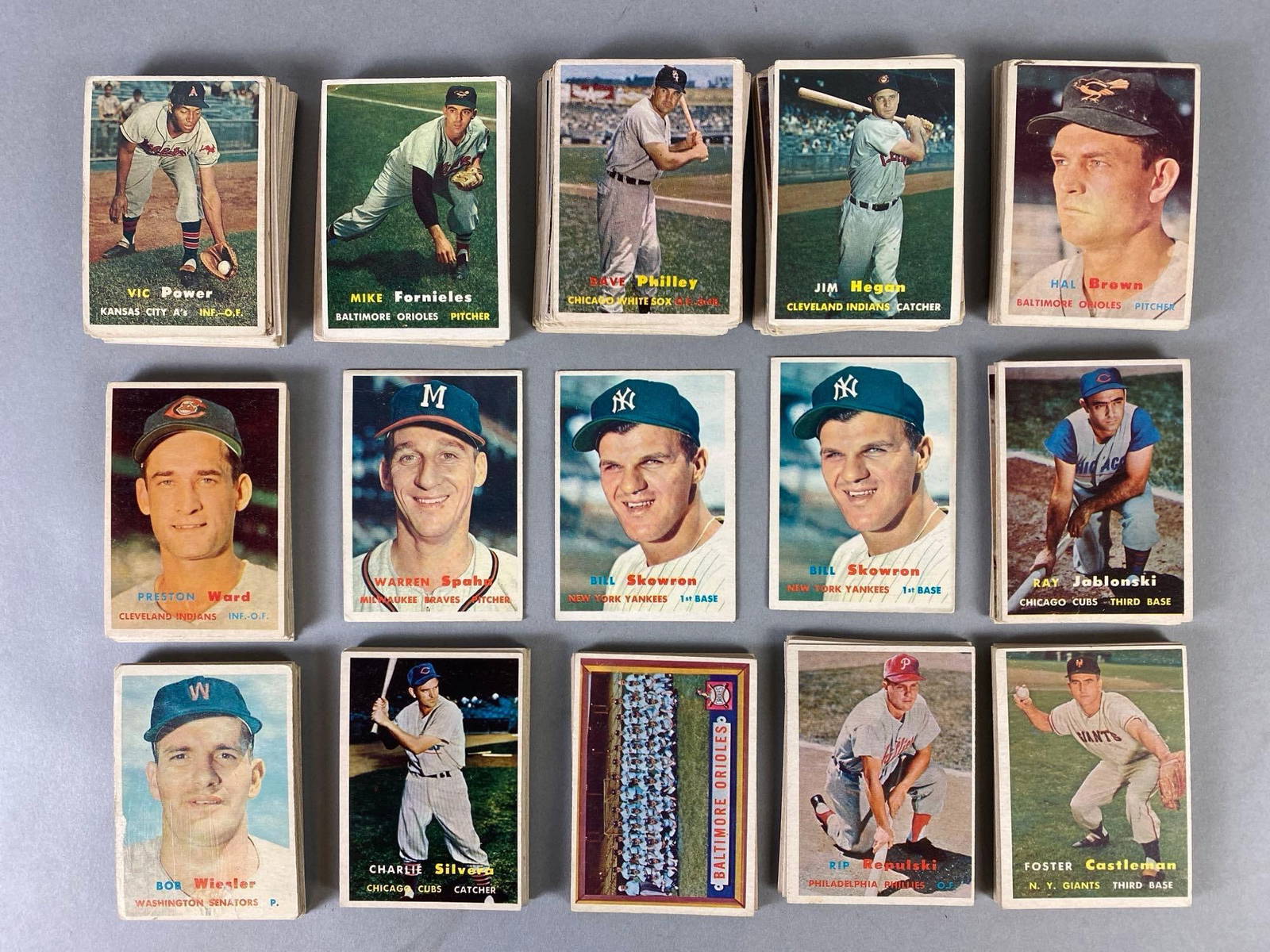 160+ 1957 Topps Baseball Cards With Hofs And Stars Auction