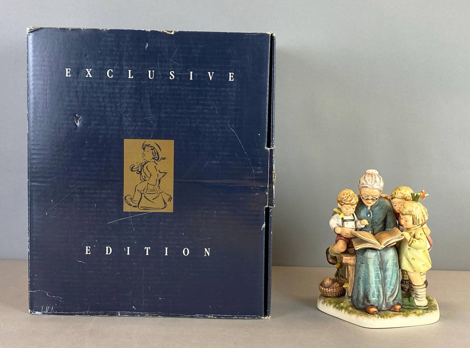 Hummel Goebel Limited Edition Grobmutter Erzahlt Porcelain Figurine Auction