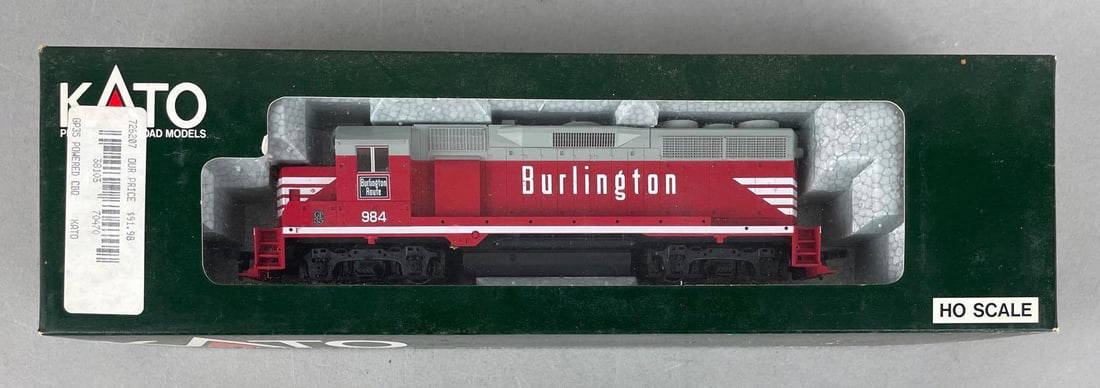 Kato Ho Scale Emd Gp35 Powered Cb&q Locomotive Auction