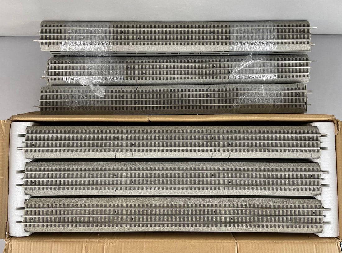 Group Of Lionel O Scale Fastrack Train Tracks Auction