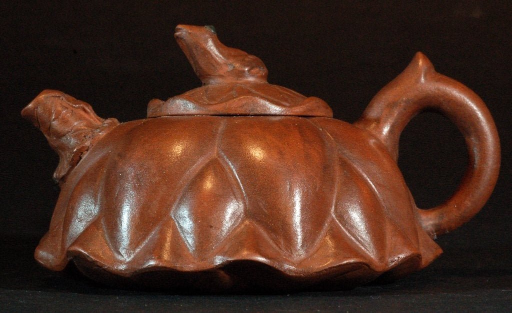 Vantage Lotus Leaf And Frog Yixing Teapot Shi Dabin